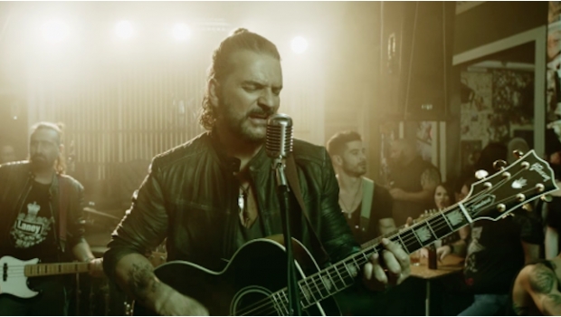 Ricardo Arjona presenta "Ella" - Música - mitelefe.com