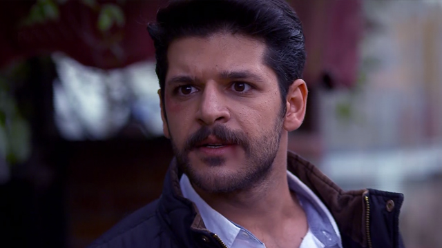 La ex pareja de Pelin amenaza a Selim - Elif - mitelefe.com La ex pareja de Pelin amenaza a Selim - Elif - mitelefe.com