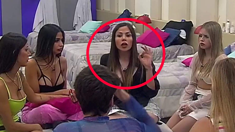 La reacción de Romina tras la placa de nominación: La reacción de Romina tras la placa de nominación: